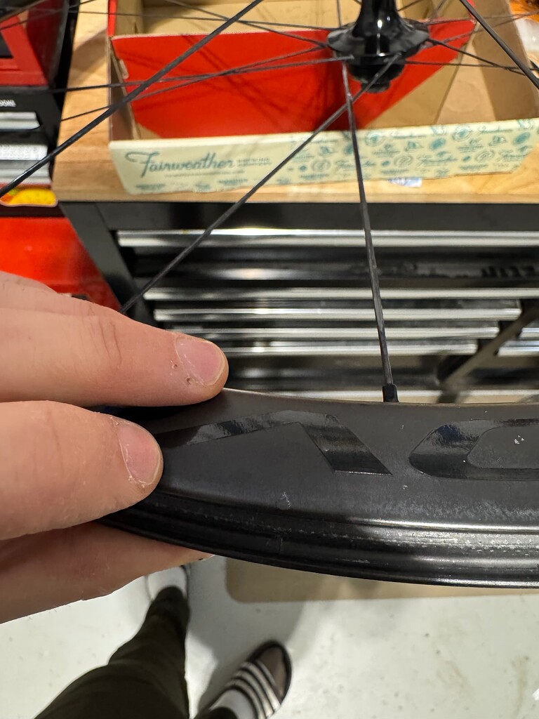 Carbon rim wear - when to be concerned? - Tech Help - Escape Collective ...